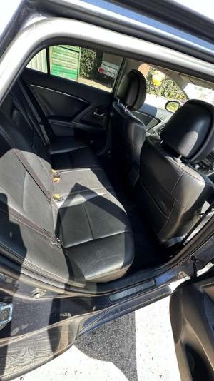 Zils Toyota Avensis 2009 Viļņa, ar dzinēja tilpumu 2.20 L un nobraukumu 254 tūkst. km par 5500 €, foto 13 vietnē AUTOMOTO.COM.LV