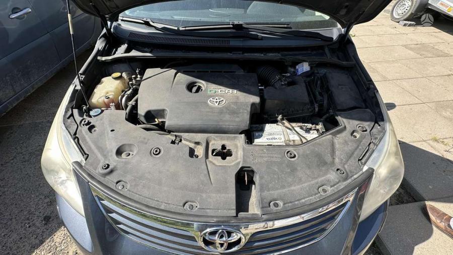 Zils Toyota Avensis 2009 Viļņa, ar dzinēja tilpumu 2.20 L un nobraukumu 254 tūkst. km par 5500 €, foto 17 vietnē AUTOMOTO.COM.LV