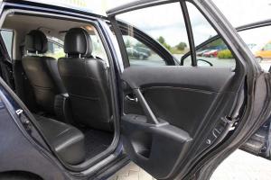 Zils Toyota Avensis 2009 Viļņa, ar dzinēja tilpumu 2.23 L un nobraukumu 260 tūkst. km par 3990 €, foto 10 vietnē AUTOMOTO.COM.LV
