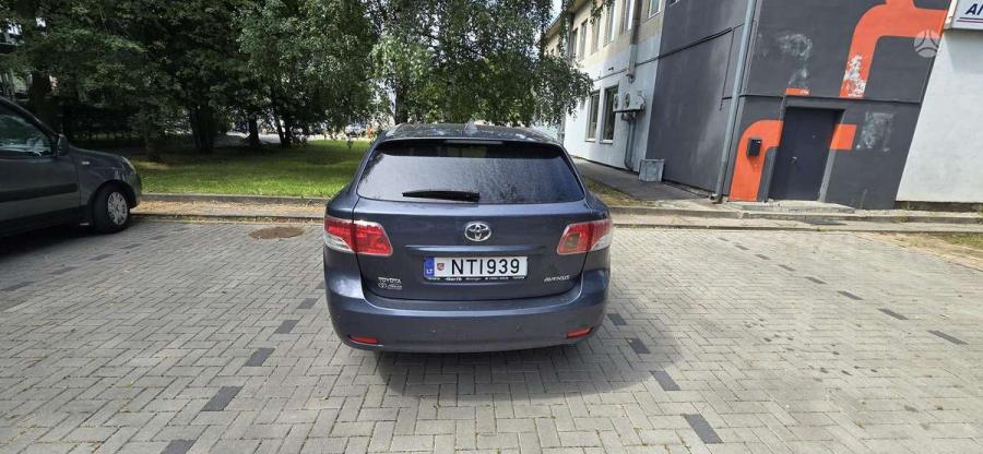 Синий Тойота Авенсис 2009 в Каунас, объемом двигателя 2.23 л и пробегом 182 тыс. км за 6000 €, фото 3 на AUTOMOTO.COM.LV