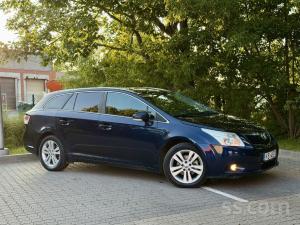 Blue Toyota Avensis 2009 in Jelgava, with an engine capacity of 2.00 L and mileage of 286 thousand km for 2590 €, photo 7 on AUTOMOTO.COM.LV