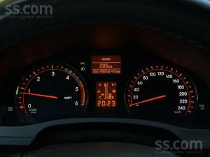 Blue Toyota Avensis 2009 in Jelgava, with an engine capacity of 2.00 L and mileage of 286 thousand km for 2590 €, photo 21 on AUTOMOTO.COM.LV