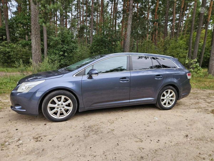 Синий Тойота Авенсис 2009 в Вильнюс, объемом двигателя 2.23 л и пробегом 340 тыс. км за 3499 €, фото 4 на AUTOMOTO.COM.LV