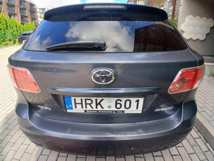 Blue Toyota Avensis 2009 in Vilnius, with an engine capacity of 2.23 L and mileage of 170 thousand km for 3850 €, photo 5 on AUTOMOTO.COM.LV
