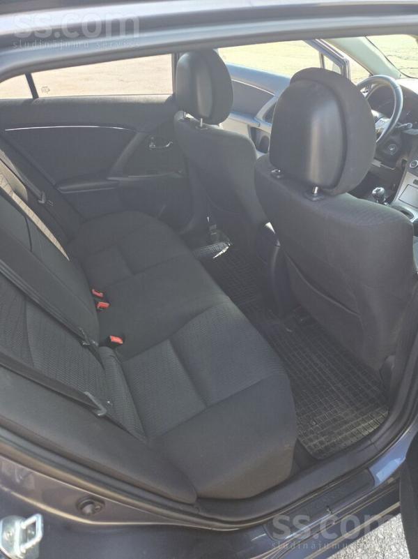 Zils Toyota Avensis 2009 Rīga, ar dzinēja tilpumu 2.00 L un nobraukumu 310 tūkst. km par 3200 €, foto 11 vietnē AUTOMOTO.COM.LV