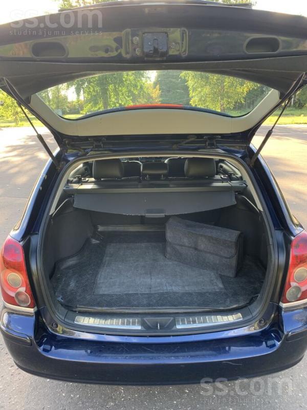 Zils Toyota Avensis 2009 Jūrmala, ar dzinēja tilpumu 2.00 L un nobraukumu 417 tūkst. km par 2390 €, foto 6 vietnē AUTOMOTO.COM.LV