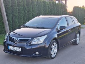Blue Toyota Avensis 2009 in Mazeikiai, with an engine capacity of 2.20 L and mileage of 292 thousand km for 3550 €, photo 6 on AUTOMOTO.COM.LV