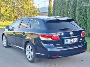 Blue Toyota Avensis 2009 in Mazeikiai, with an engine capacity of 2.20 L and mileage of 292 thousand km for 3550 €, photo 7 on AUTOMOTO.COM.LV