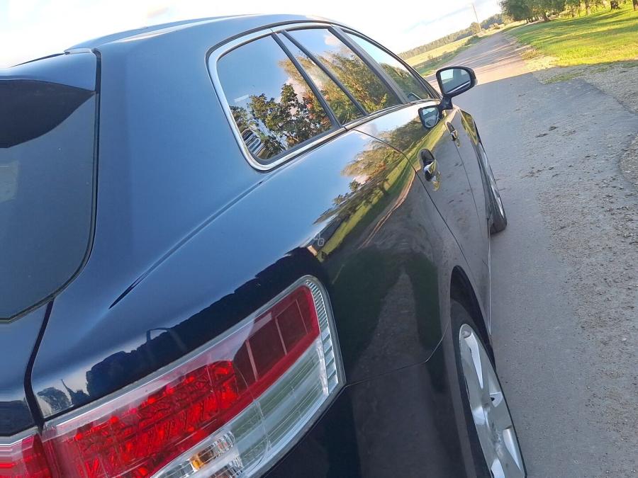 Blue Toyota Avensis 2009 in Mazeikiai, with an engine capacity of 2.20 L and mileage of 292 thousand km for 3550 €, photo 11 on AUTOMOTO.COM.LV