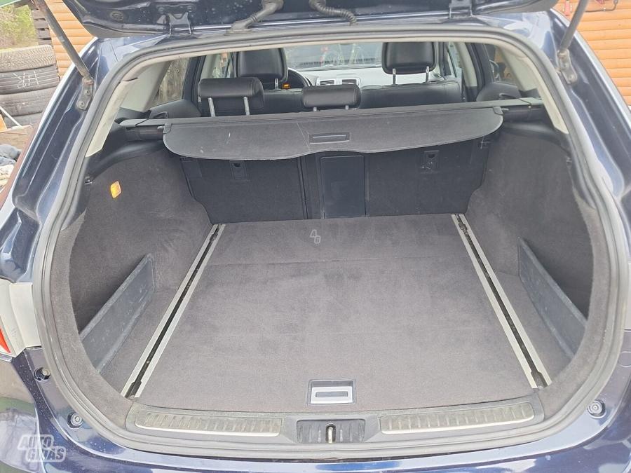 Blue Toyota Avensis 2009 in Mazeikiai, with an engine capacity of 2.20 L and mileage of 292 thousand km for 3550 €, photo 22 on AUTOMOTO.COM.LV