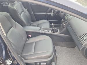 Blue Toyota Avensis 2009 in Mazeikiai, with an engine capacity of 2.20 L and mileage of 292 thousand km for 3550 €, photo 25 on AUTOMOTO.COM.LV