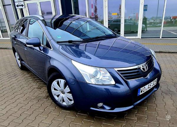 Zils Toyota Avensis 2010 Viļņa, ar dzinēja tilpumu 2.00 L un nobraukumu 225 tūkst. km par 5250 €, foto 2 vietnē AUTOMOTO.COM.LV