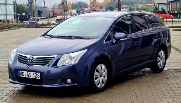 Zils Toyota Avensis 2010 Viļņa, ar dzinēja tilpumu 2.00 L un nobraukumu 225 tūkst. km par 5250 €, foto 6 vietnē AUTOMOTO.COM.LV