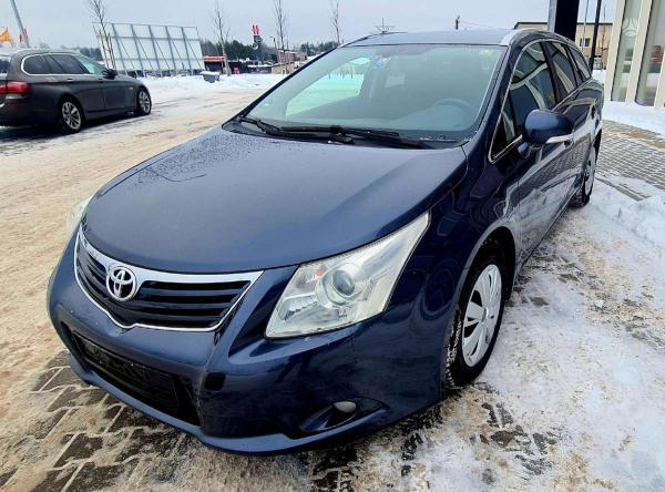Zils Toyota Avensis 2010 Viļņa, ar dzinēja tilpumu 2.00 L un nobraukumu 225 tūkst. km par 5250 €, foto 8 vietnē AUTOMOTO.COM.LV
