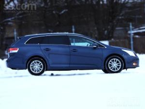 Zils Toyota Avensis 2010 Rīga, ar dzinēja tilpumu 2.00 L un nobraukumu 296 tūkst. km par 5890 €, foto 5 vietnē AUTOMOTO.COM.LV