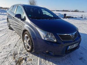 Zils Toyota Avensis 2010 Viļņa, ar dzinēja tilpumu 2.20 L un nobraukumu 360 tūkst. km par 3550 €, foto  vietnē AUTOMOTO.COM.LV