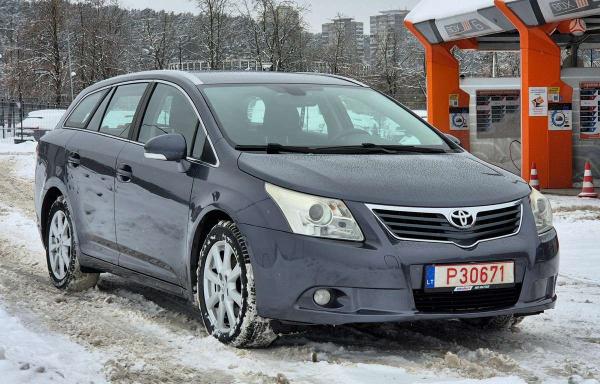 Blue Toyota Avensis 2010 in Vilnius, with an engine capacity of 2.23 L and mileage of 290 thousand km for 5200 €, photo 2 on AUTOMOTO.COM.LV