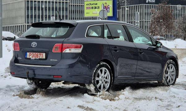 Blue Toyota Avensis 2010 in Vilnius, with an engine capacity of 2.23 L and mileage of 290 thousand km for 5200 €, photo 6 on AUTOMOTO.COM.LV
