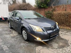 Blue Toyota Avensis 2010 in Jurbarkas, with an engine capacity of 2.00 L and mileage of 179 thousand km for 3899 €, photo  on AUTOMOTO.COM.LV