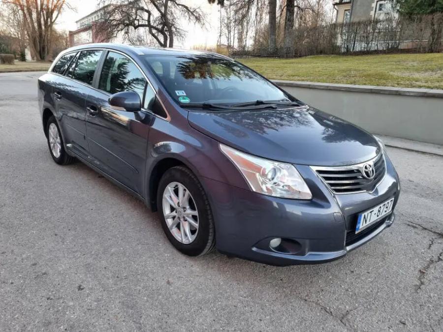 Синий Тойота Авенсис 2010 в Екабпилс, объемом двигателя 2.00 л и пробегом 285 тыс. км за 5750 €, фото 5 на AUTOMOTO.COM.LV