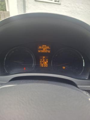 Zils Toyota Avensis 2010 Kivieli, ar dzinēja tilpumu 2.20 L un nobraukumu 388 tūkst. km par 3000 €, foto 13 vietnē AUTOMOTO.COM.LV