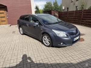 Zils Toyota Avensis 2010 Kauņa, ar dzinēja tilpumu 2.23 L un nobraukumu 268 tūkst. km par 3650 €, foto 3 vietnē AUTOMOTO.COM.LV
