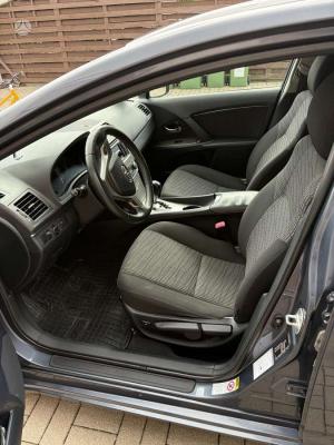 Zils Toyota Avensis 2010 Kauņa, ar dzinēja tilpumu 2.23 L un nobraukumu 268 tūkst. km par 3650 €, foto 12 vietnē AUTOMOTO.COM.LV