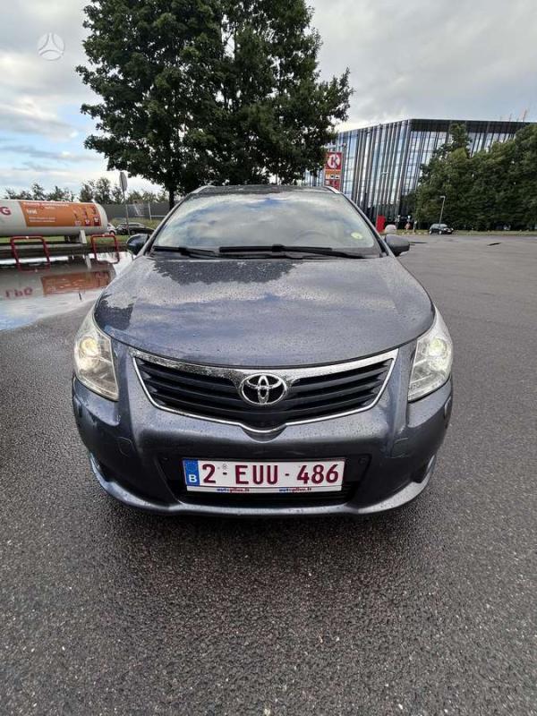 Синий Тойота Авенсис 2010 в Вильнюс, объемом двигателя 2.00 л и пробегом 320 тыс. км за 3499 €, фото 3 на AUTOMOTO.COM.LV
