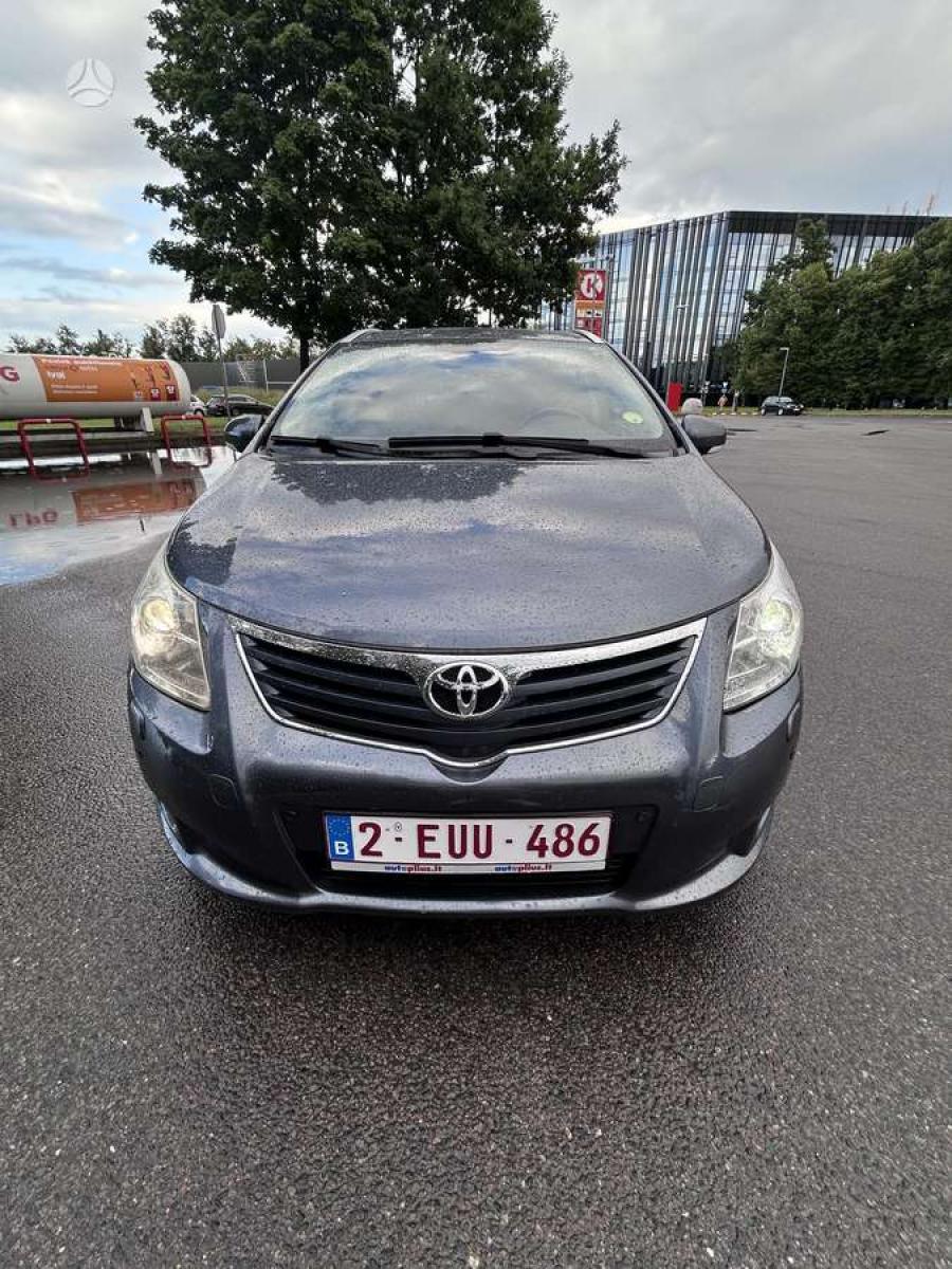 Синий Тойота Авенсис 2010 в Вильнюс, объемом двигателя 2.00 л и пробегом 320 тыс. км за 3499 €, фото 4 на AUTOMOTO.COM.LV