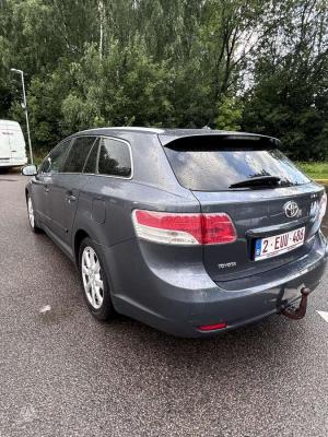 Синий Тойота Авенсис 2010 в Вильнюс, объемом двигателя 2.00 л и пробегом 320 тыс. км за 3499 €, фото 7 на AUTOMOTO.COM.LV