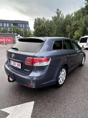 Синий Тойота Авенсис 2010 в Вильнюс, объемом двигателя 2.00 л и пробегом 320 тыс. км за 3499 €, фото 8 на AUTOMOTO.COM.LV
