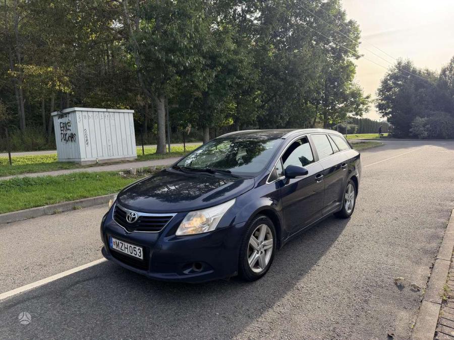 Zils Toyota Avensis 2010 Kauņa, ar dzinēja tilpumu 2.20 L un nobraukumu 315 tūkst. km par 2050 €, foto 1 vietnē AUTOMOTO.COM.LV