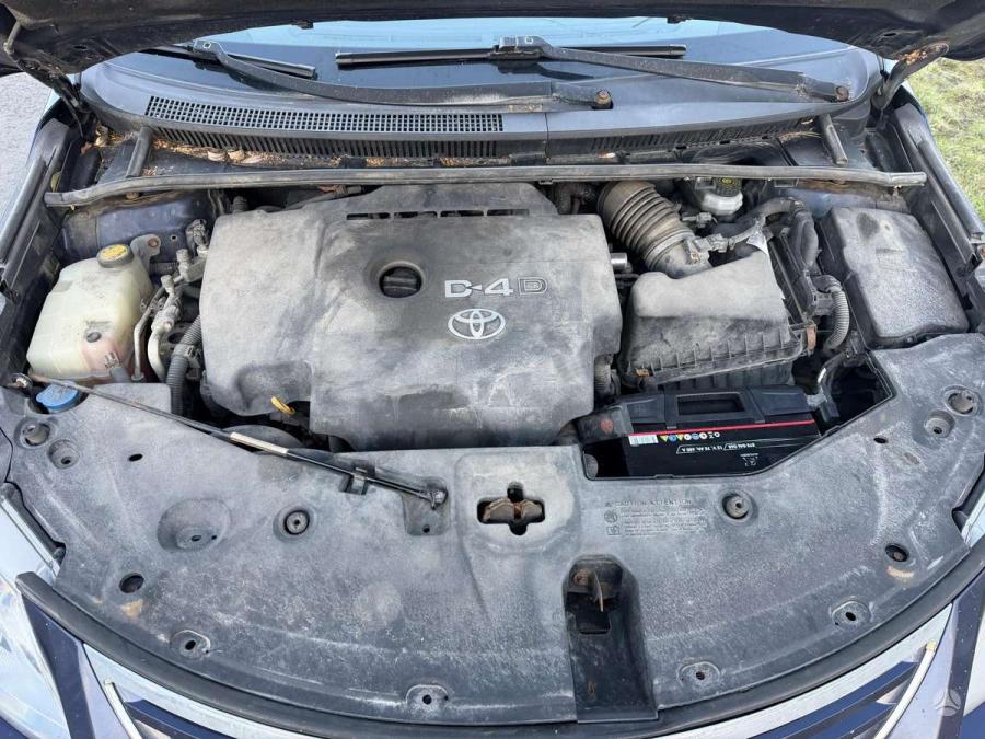 Zils Toyota Avensis 2010 Kauņa, ar dzinēja tilpumu 2.20 L un nobraukumu 315 tūkst. km par 2050 €, foto 12 vietnē AUTOMOTO.COM.LV