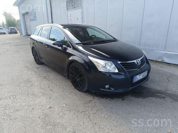 Zils Toyota Avensis 2010 Rīga, ar dzinēja tilpumu 2.20 L un nobraukumu 420 tūkst. km par 2250 €, foto 6 vietnē AUTOMOTO.COM.LV