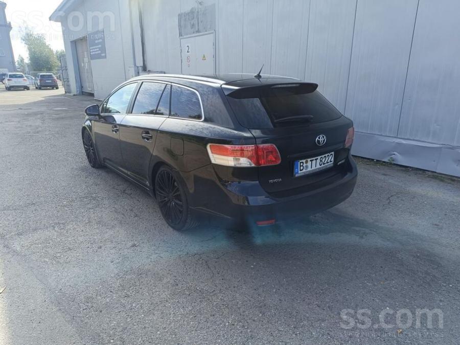 Синий Тойота Авенсис 2010 в Рига, объемом двигателя 2.20 л и пробегом 420 тыс. км за 2250 €, фото 7 на AUTOMOTO.COM.LV