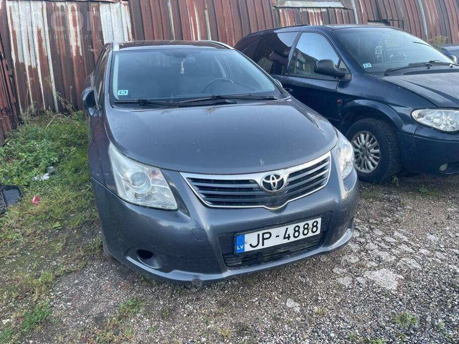 Zils Toyota Avensis 2011 Rīga, ar dzinēja tilpumu 2.20 L un nobraukumu 298 tūkst. km par 2600 €, foto 8 vietnē AUTOMOTO.COM.LV
