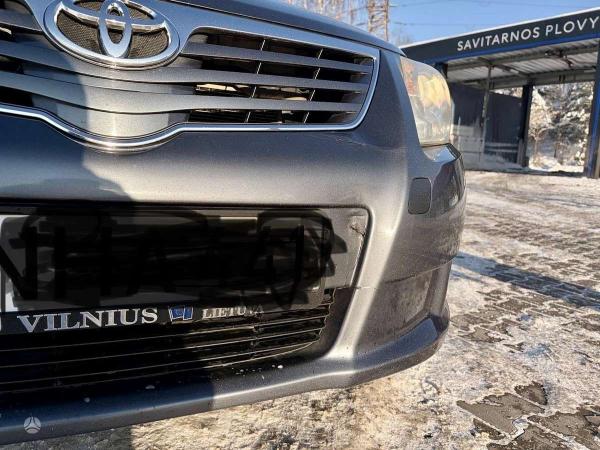 Zils Toyota Avensis 2011 Viļņa, ar dzinēja tilpumu 1.80 L un nobraukumu 305 tūkst. km par 5300 €, foto 7 vietnē AUTOMOTO.COM.LV
