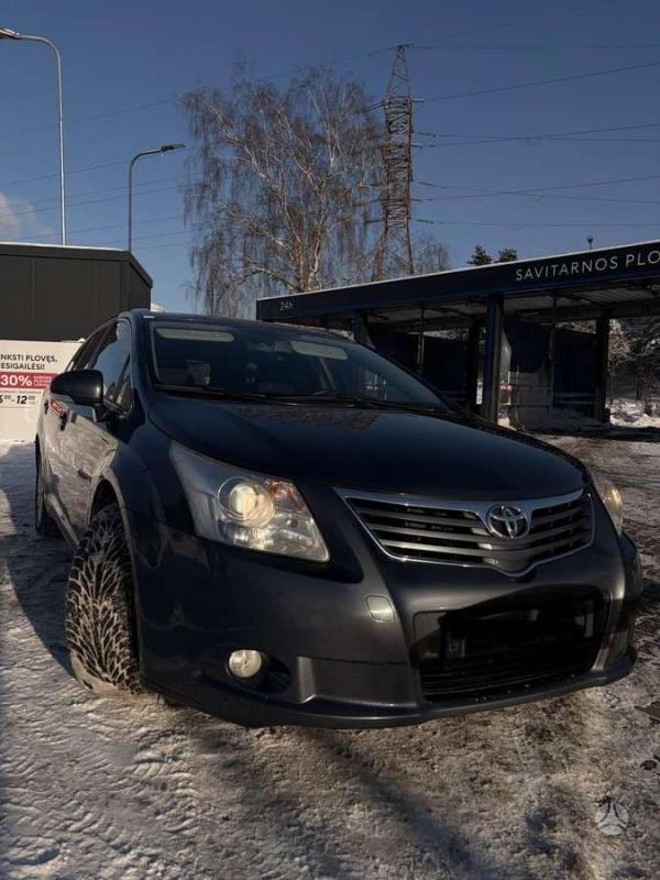Zils Toyota Avensis 2011 Viļņa, ar dzinēja tilpumu 1.80 L un nobraukumu 305 tūkst. km par 5300 €, foto 9 vietnē AUTOMOTO.COM.LV