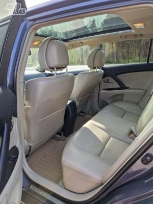 Zils Toyota Avensis 2011 Klaipėda, ar dzinēja tilpumu 2.20 L un nobraukumu 390 tūkst. km par 4500 €, foto 19 vietnē AUTOMOTO.COM.LV