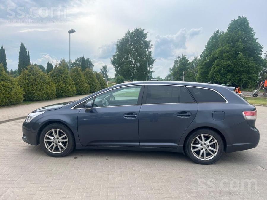 Zils Toyota Avensis 2011 Cēsis, ar dzinēja tilpumu 2.00 L un nobraukumu 407 tūkst. km par 1700 €, foto 8 vietnē AUTOMOTO.COM.LV