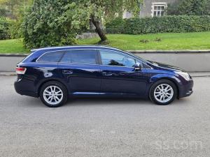 Blue Toyota Avensis 2011 in Jekabpils, with an engine capacity of 2.20 L and mileage of 271 thousand km for 4990 €, photo 6 on AUTOMOTO.COM.LV