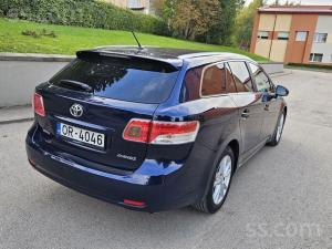 Blue Toyota Avensis 2011 in Jekabpils, with an engine capacity of 2.20 L and mileage of 271 thousand km for 4990 €, photo 8 on AUTOMOTO.COM.LV