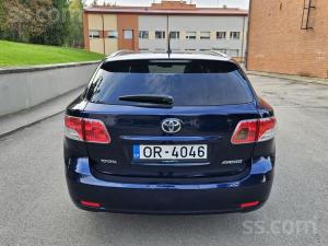 Blue Toyota Avensis 2011 in Jekabpils, with an engine capacity of 2.20 L and mileage of 271 thousand km for 4990 €, photo 9 on AUTOMOTO.COM.LV