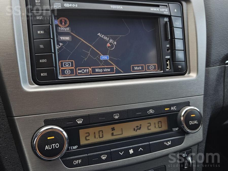 Blue Toyota Avensis 2011 in Jekabpils, with an engine capacity of 2.20 L and mileage of 271 thousand km for 4990 €, photo 29 on AUTOMOTO.COM.LV