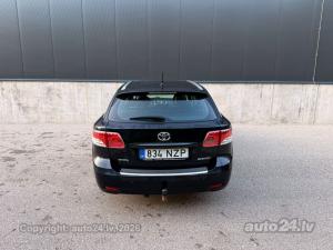 Zils Toyota Avensis 2011 Tallina, ar dzinēja tilpumu 2.00 L un nobraukumu 312 tūkst. km par 4450 €, foto 5 vietnē AUTOMOTO.COM.LV