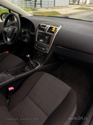 Zils Toyota Avensis 2011 Tallina, ar dzinēja tilpumu 2.00 L un nobraukumu 312 tūkst. km par 4450 €, foto 8 vietnē AUTOMOTO.COM.LV