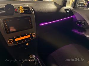 Zils Toyota Avensis 2011 Tallina, ar dzinēja tilpumu 2.00 L un nobraukumu 312 tūkst. km par 4450 €, foto 13 vietnē AUTOMOTO.COM.LV