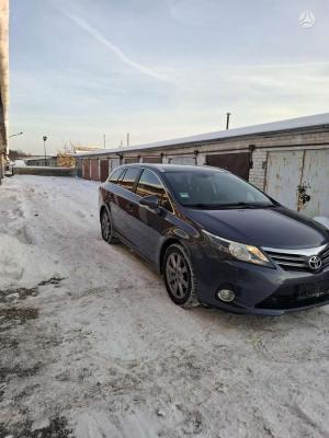 Blue Toyota Avensis 2012 in Kaunas, with an engine capacity of 2.23 L and mileage of 350 thousand km for 4300 €, photo  on AUTOMOTO.COM.LV
