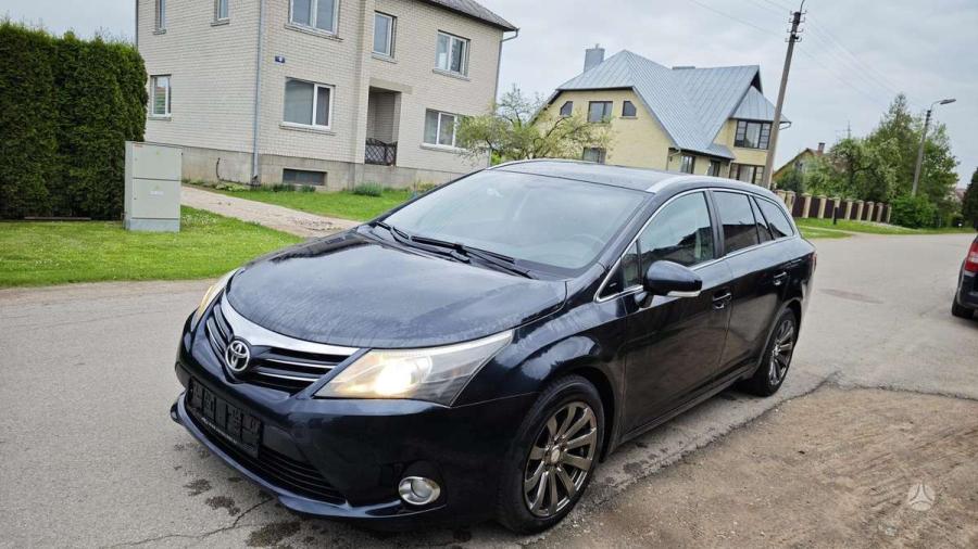 Zils Toyota Avensis 2012 Rokiškis, ar dzinēja tilpumu 2.23 L un nobraukumu 323 tūkst. km par 5999 €, foto 3 vietnē AUTOMOTO.COM.LV