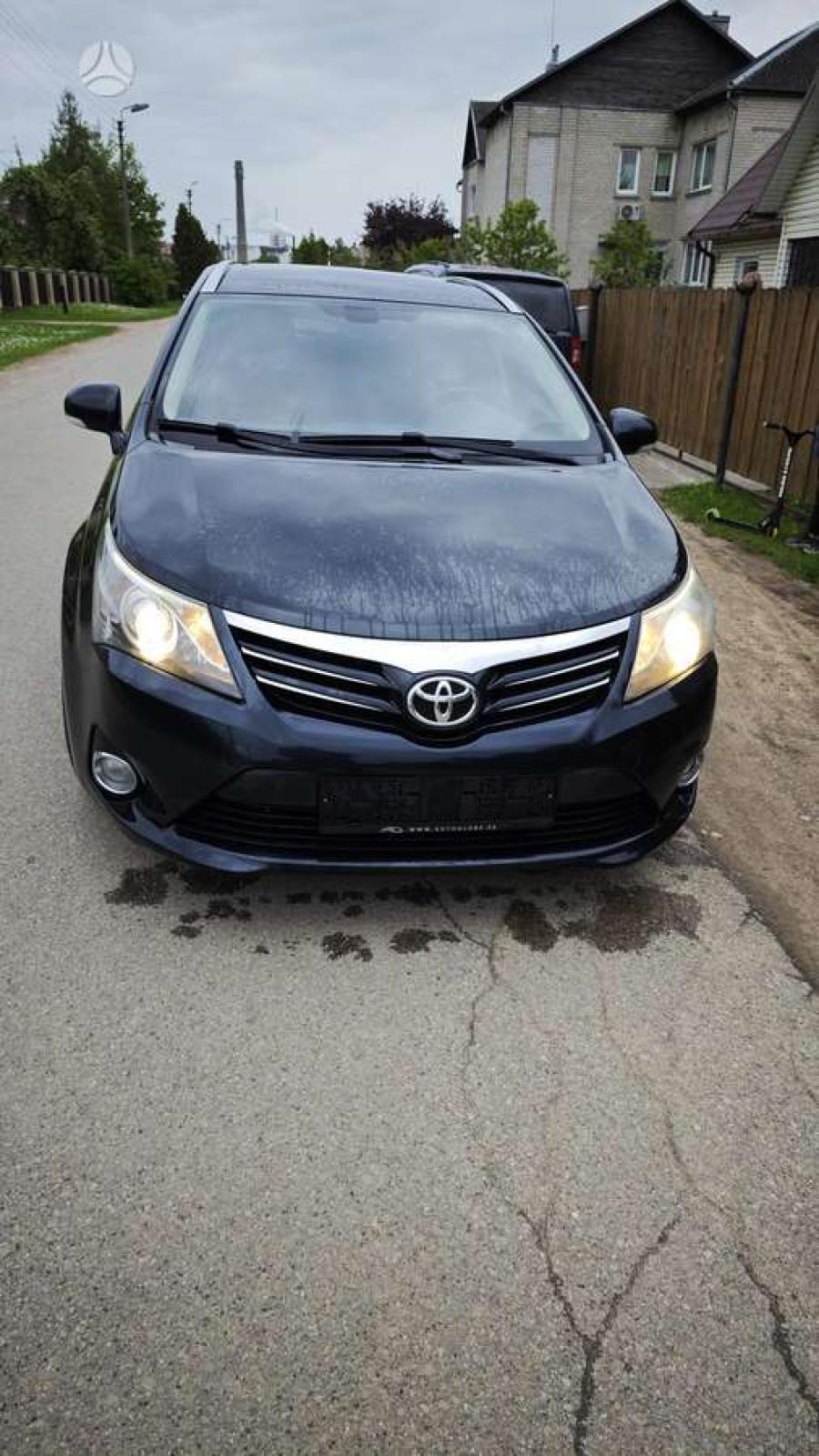Zils Toyota Avensis 2012 Rokiškis, ar dzinēja tilpumu 2.23 L un nobraukumu 323 tūkst. km par 5999 €, foto 4 vietnē AUTOMOTO.COM.LV